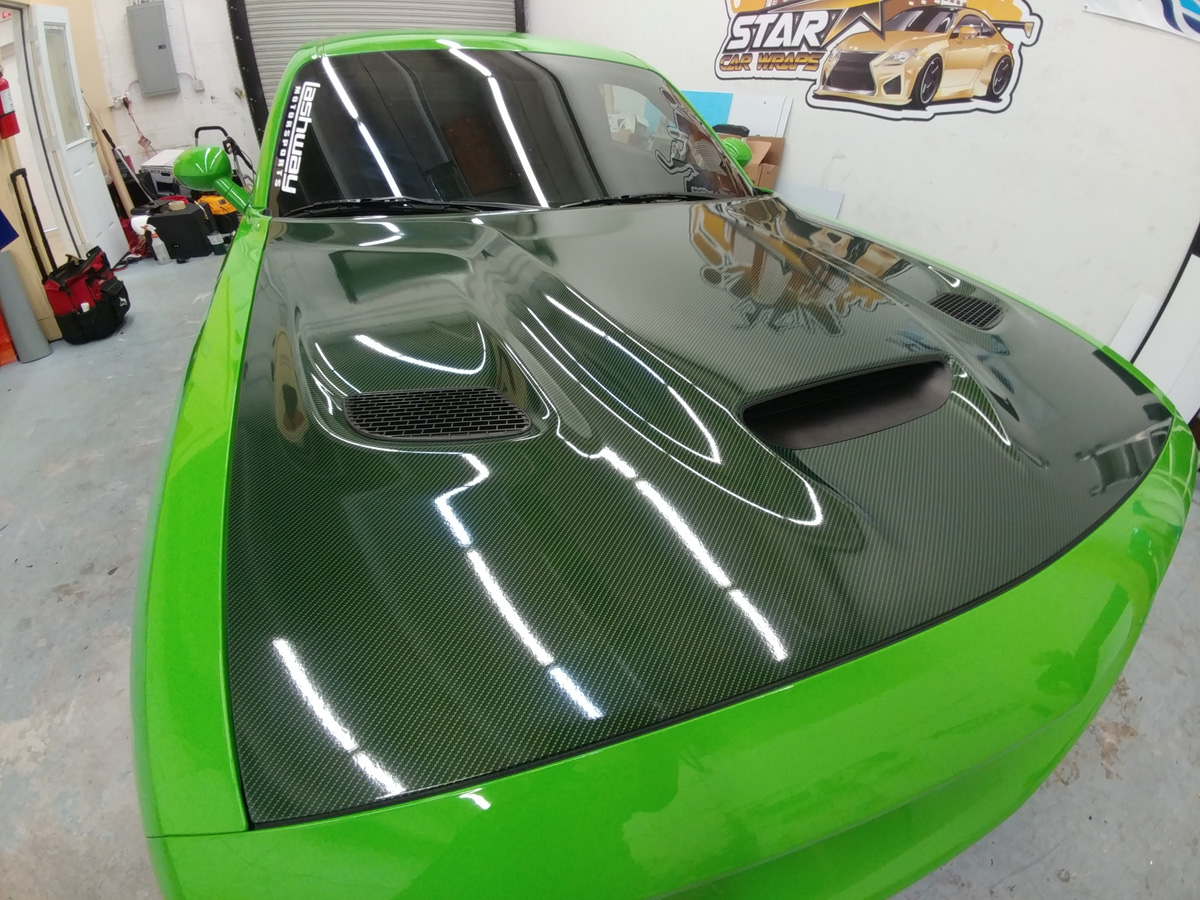 Best Printed Gloss Carbon Fiber Vinyl Wrap | Star Car Wraps | Dania