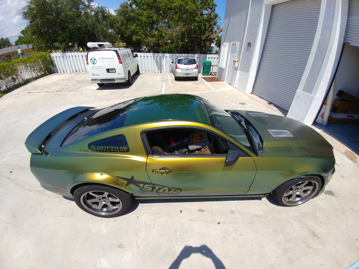 Best Printed Gloss Carbon Fiber Vinyl Wrap | Star Car Wraps | Dania